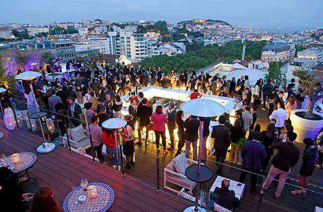 Sky Bar Lisbon 5 Rooftop Bars And Restaurants In Lisbon For You To