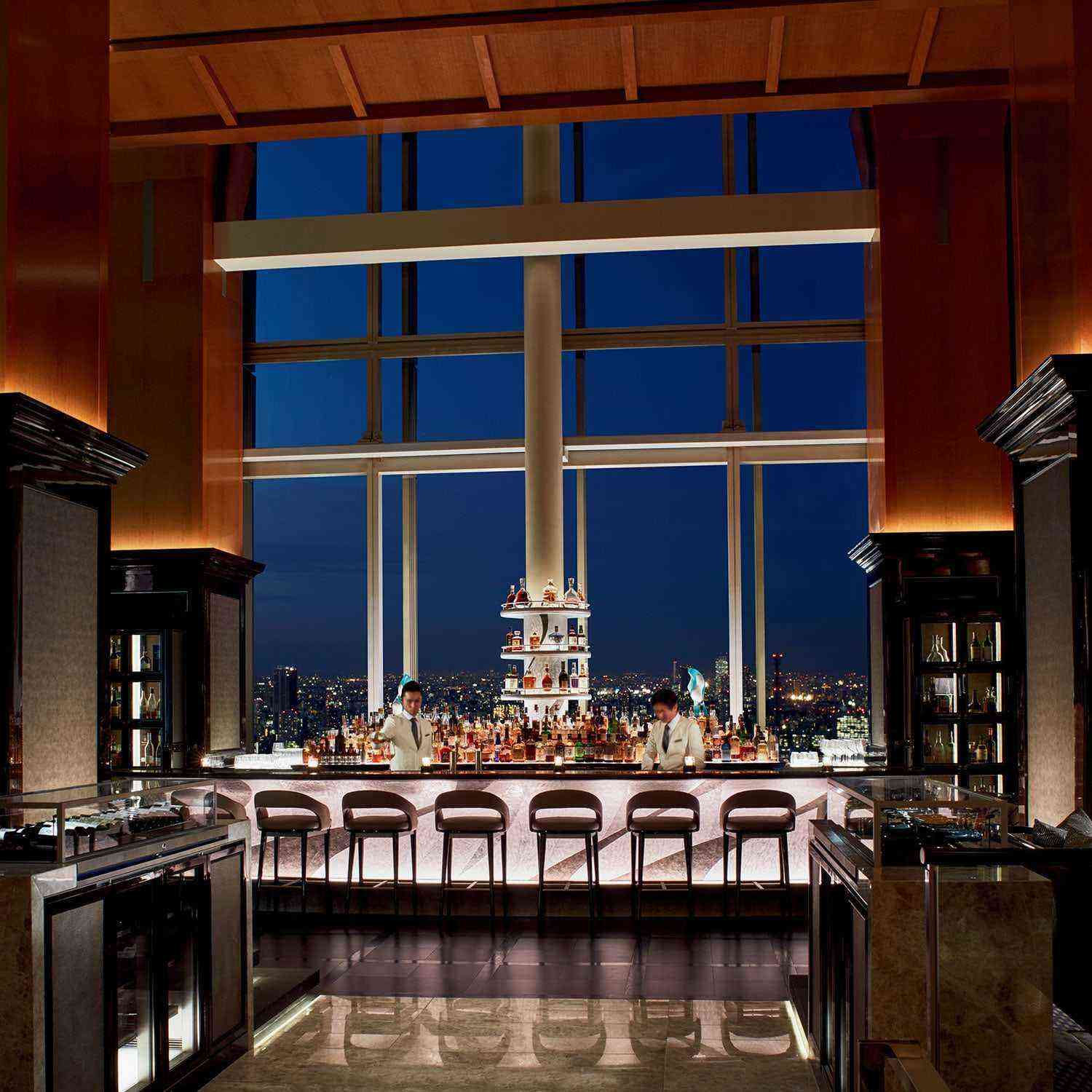 Top Shelf: 20 Global Cocktail Spots With a View – Fodors Travel Guide