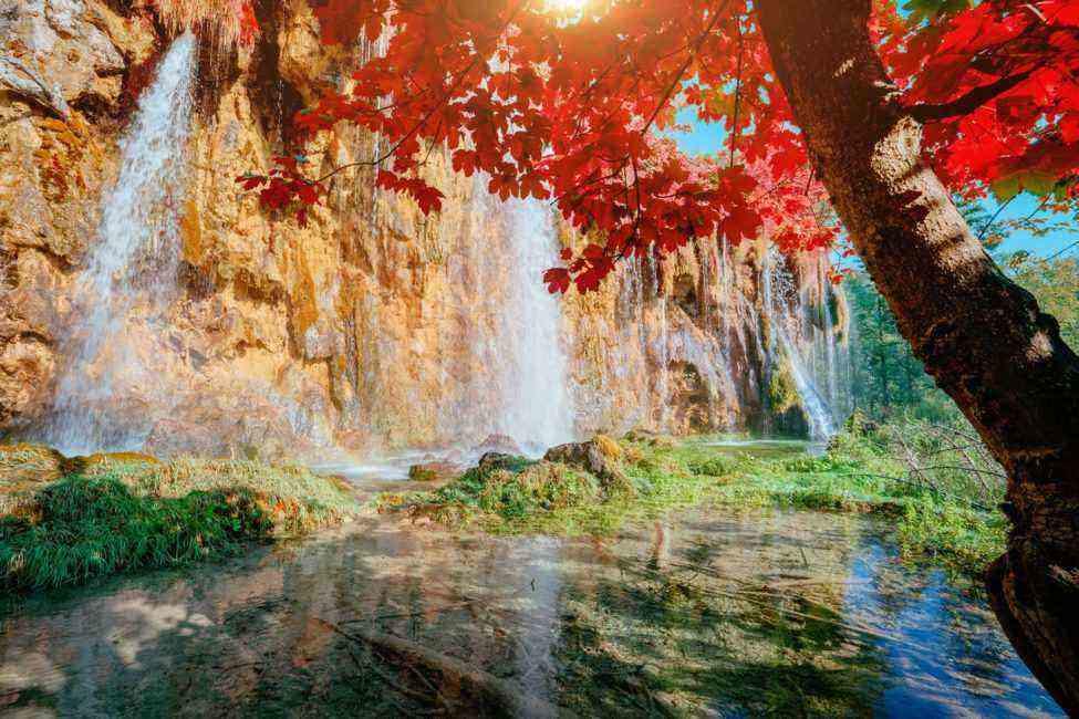 15 Places Around the World to See Gorgeous Fall Foliage – Fodors Travel ...