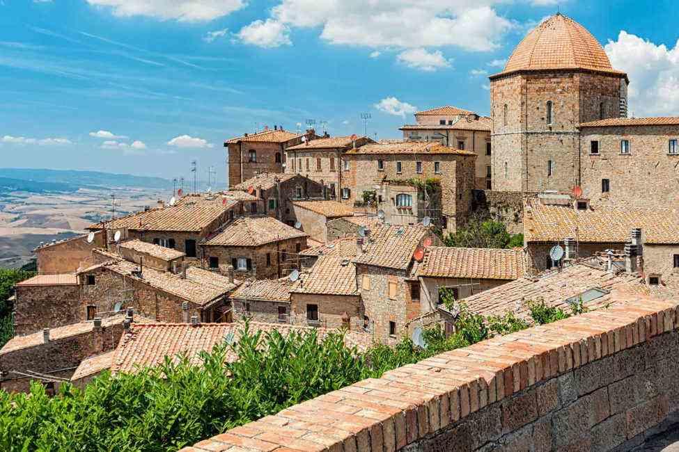24 Stunning Medieval Mountaintop Villages in Italy – Fodors Travel Guide