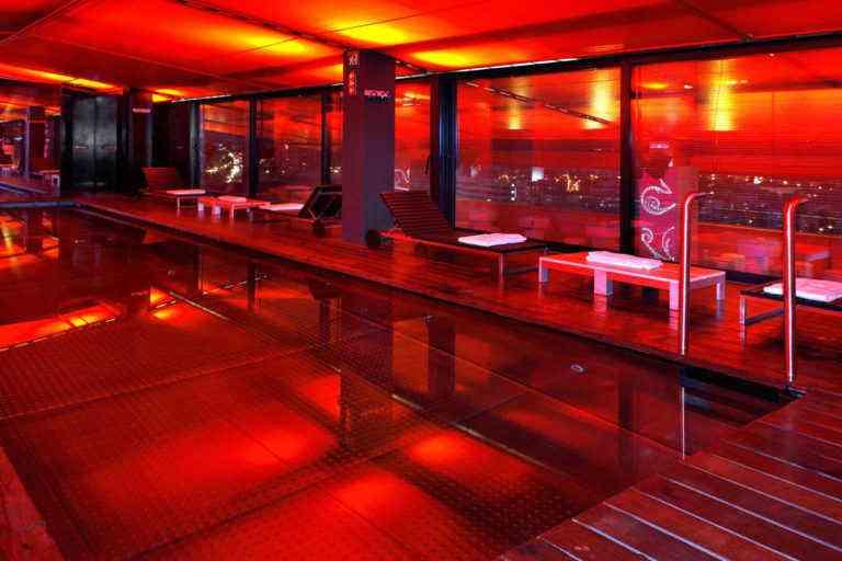 Look at These Space-Themed Hotel Rooms!