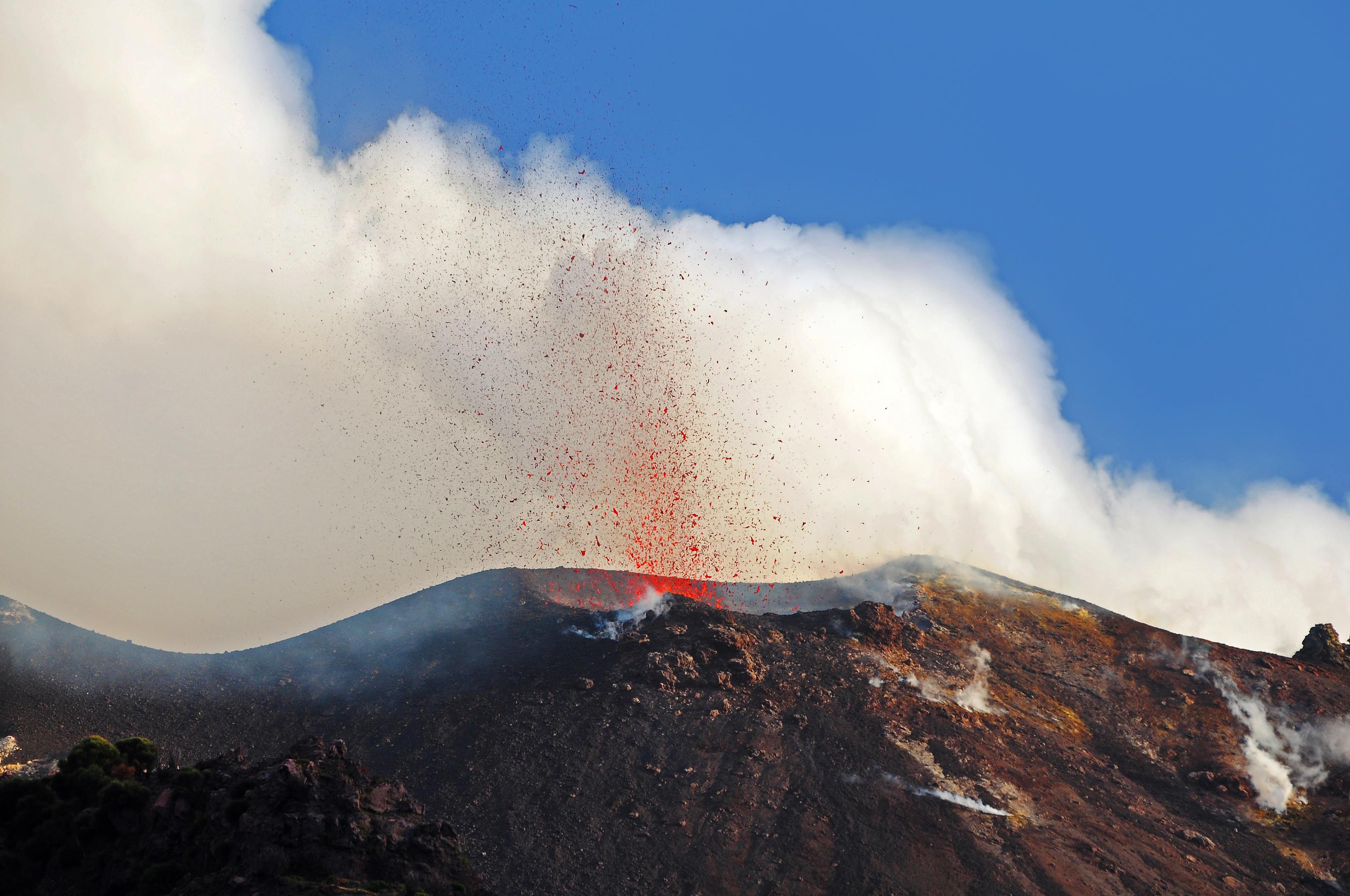 15 Hotels Built on Volcanoes – Fodors Travel Guide