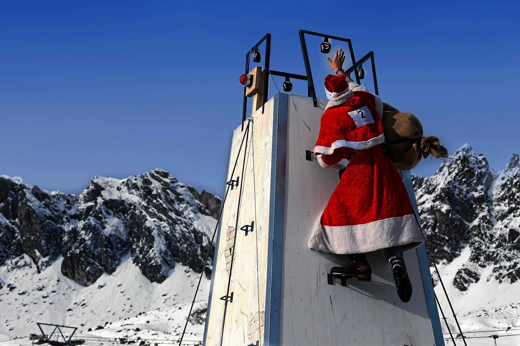 Should You Go Here: World Championships of Santa Clauses – Fodors ...