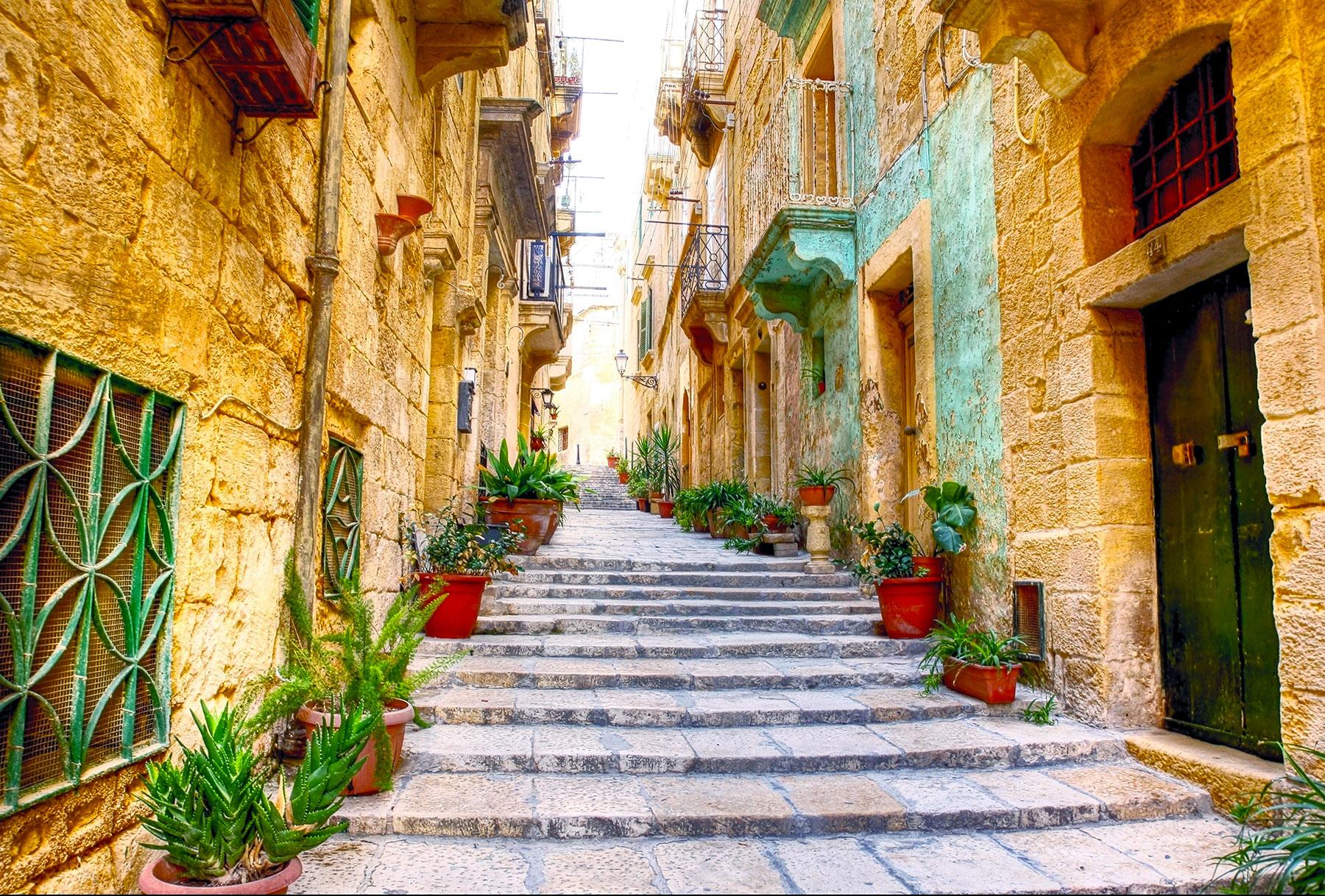 10 Pirate Places in Malta