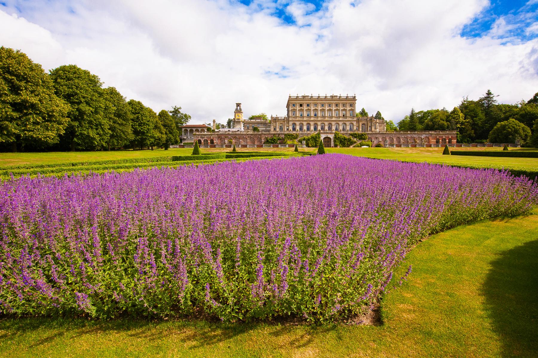 13 Best Luxury Hotels in England that Really Give the Royal Treatment