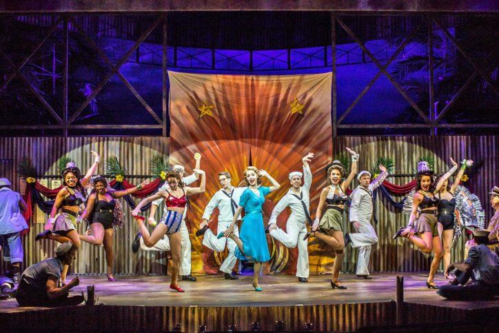 America's 14 Best Small Town Theaters