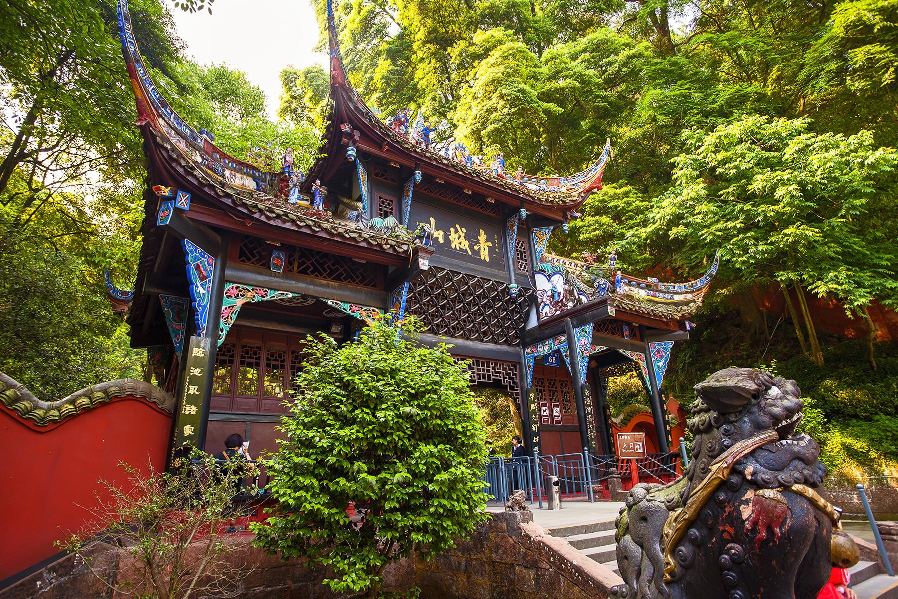 Ultimate Things to Do in Chengdu, Sichuan, China