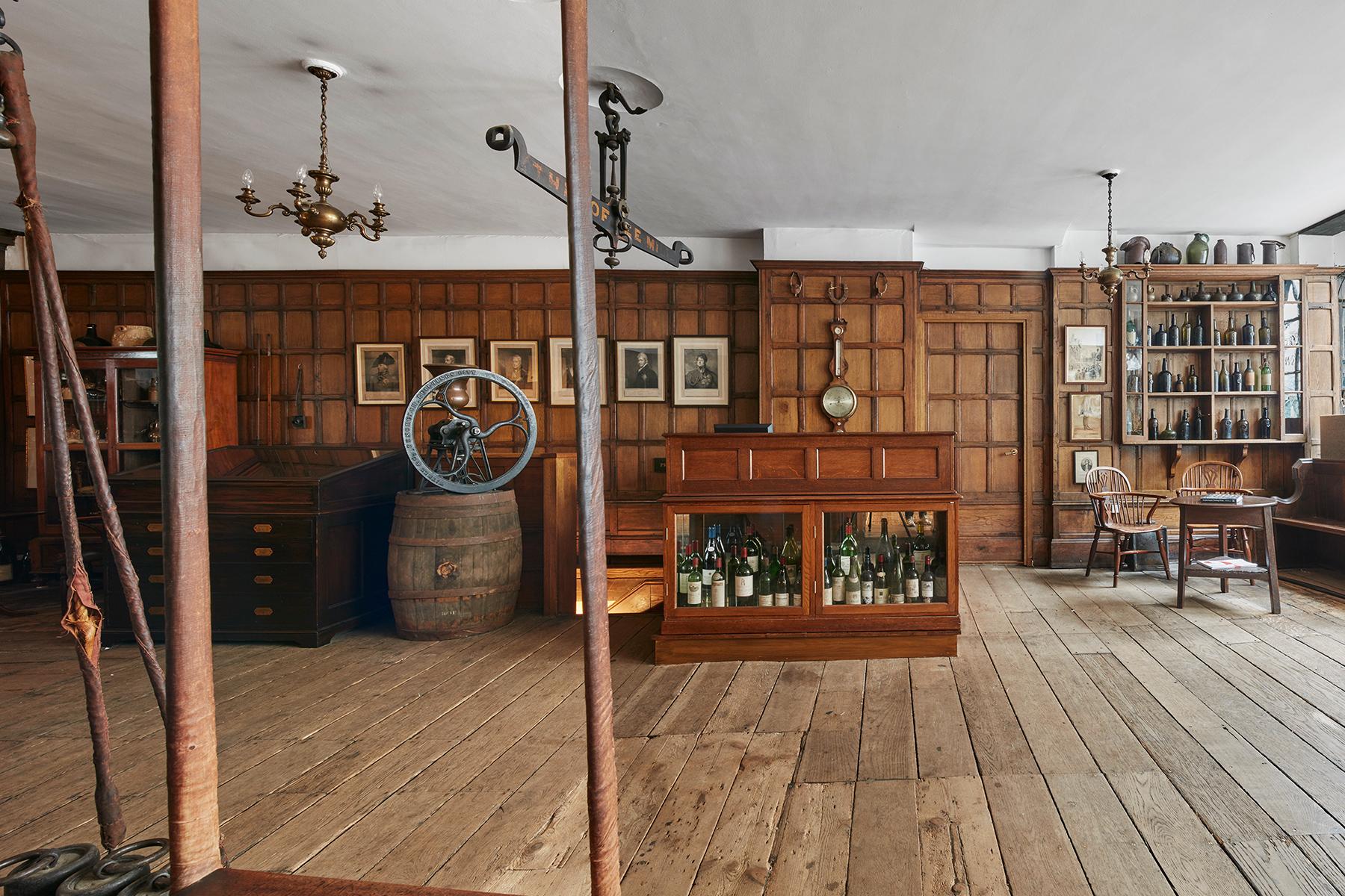 15 Oldest Shops in London