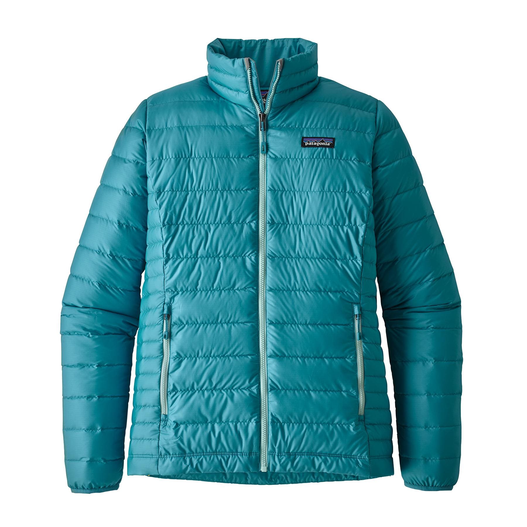 10 Puffy, Down, and Winter Jackets for Packing in a Suitcase