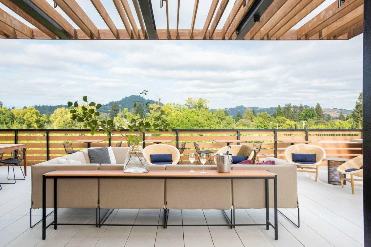 The Best Bars in Napa and Sonoma for Craft Cocktails, Beer, and Wine