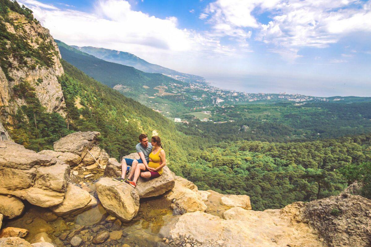 The Best Babymoons for Each Trimester