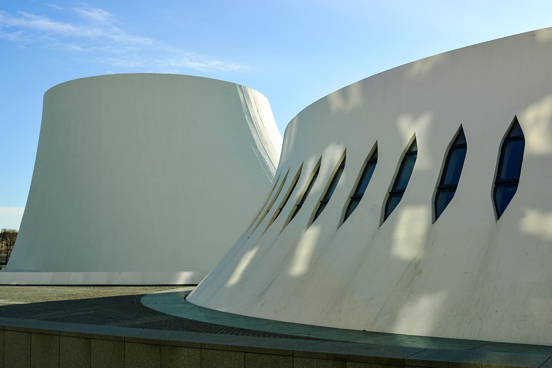 Modern Buildings and Architecture Around the World