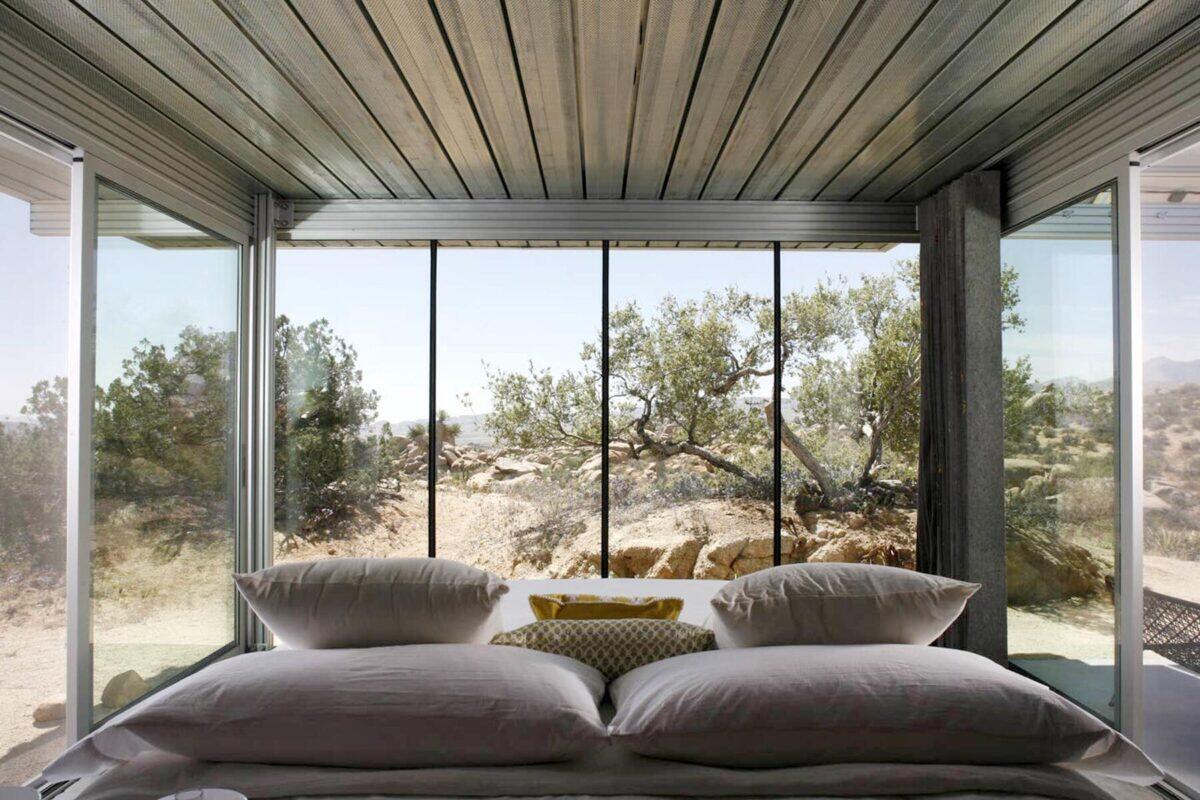 Spectacular, Instagrammable Glass Hotels Around the World