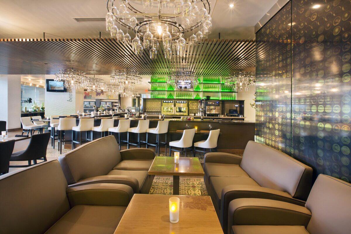 The Best Airport Bars in the United States at the Busiest Airports