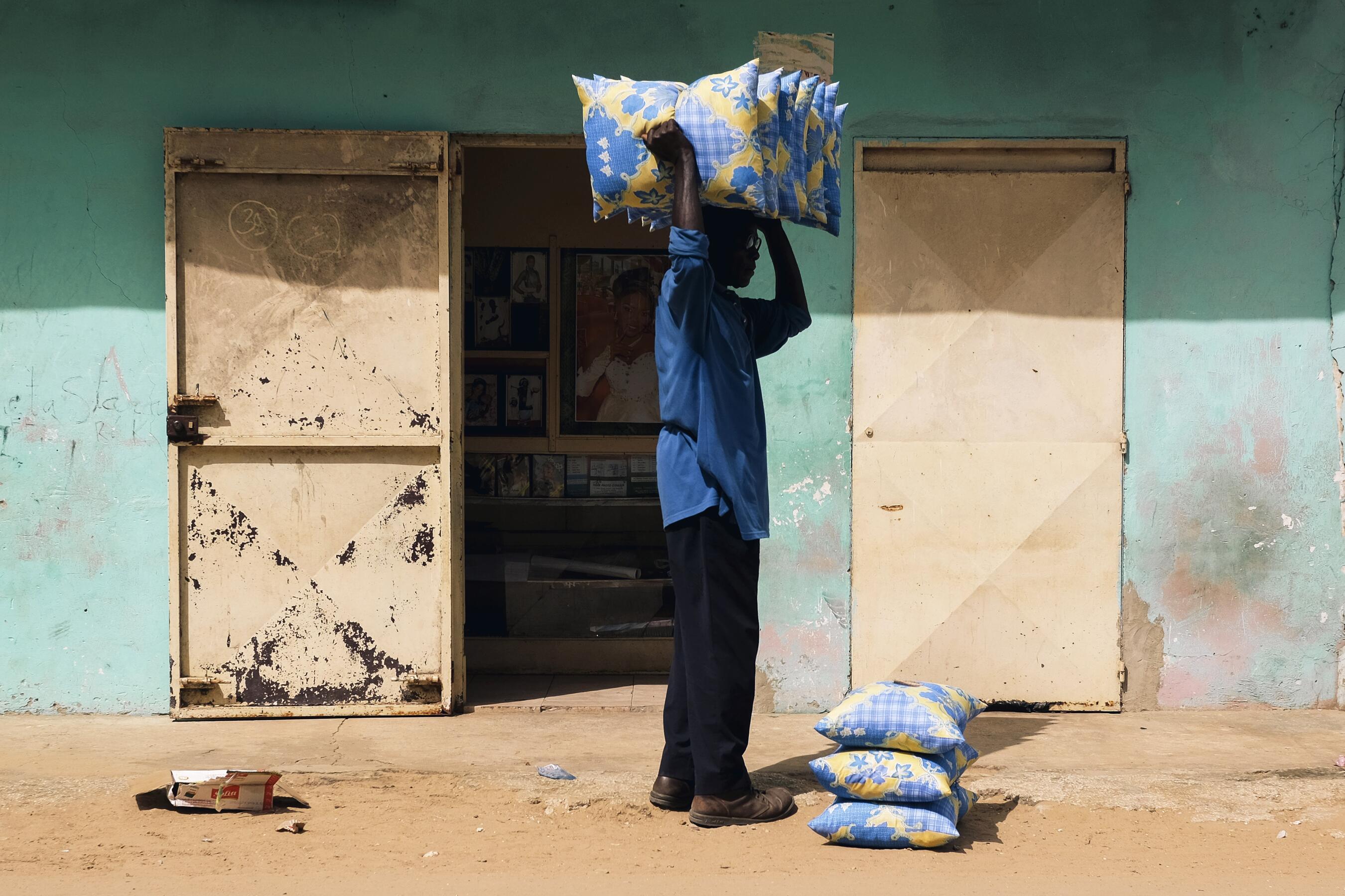 Scenes From Dakar: Photos of What It's Like to Live in Senegal's ...