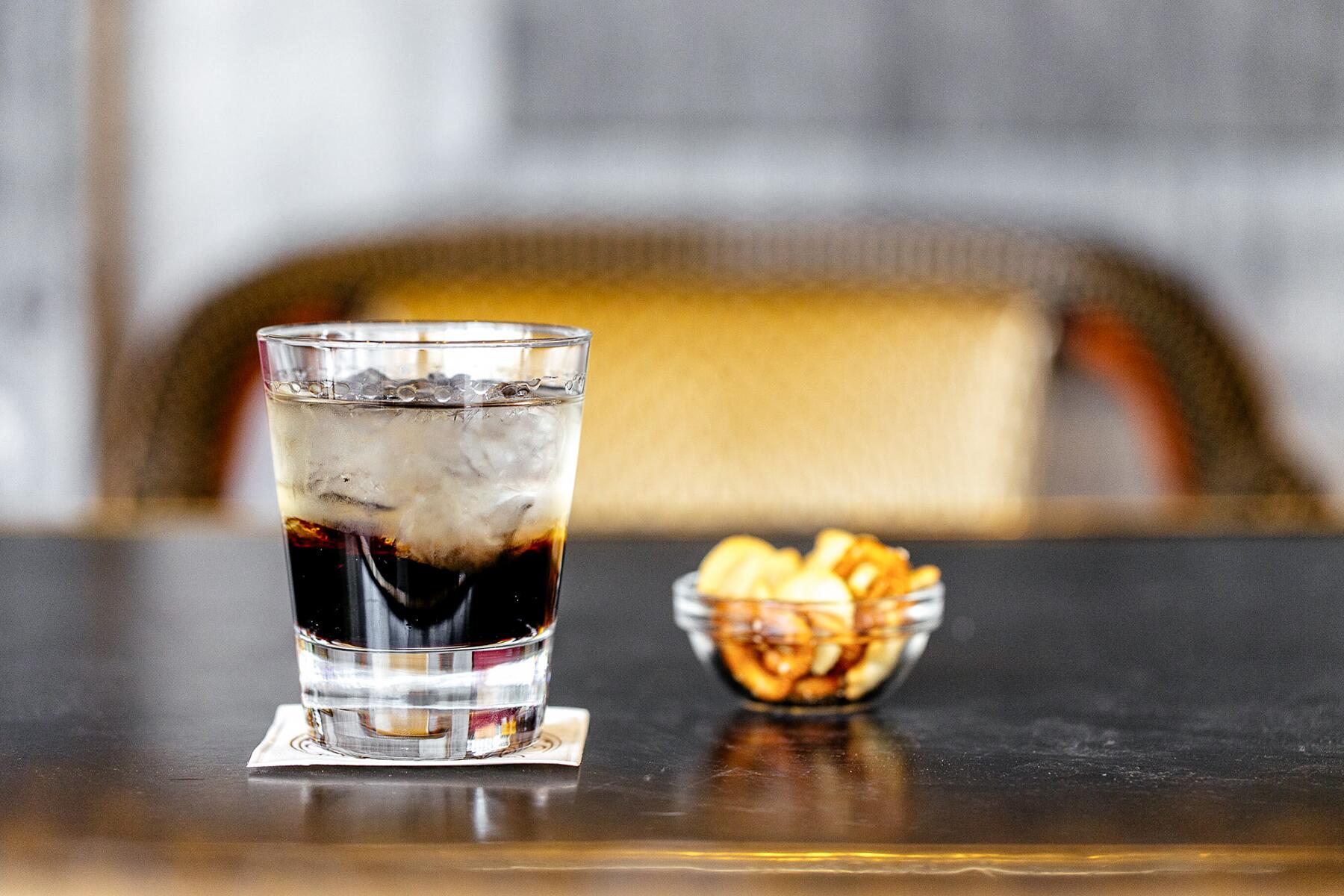 Famous Cocktails and the Bars They Came From