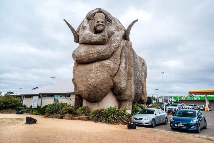These 15 Animal-Shaped Buildings Around the World are Wacky and Adorable