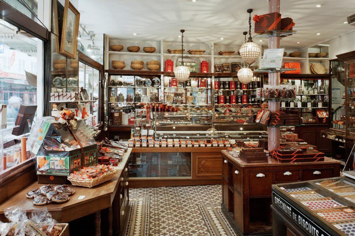 Oldest Shops and Stores Around the World