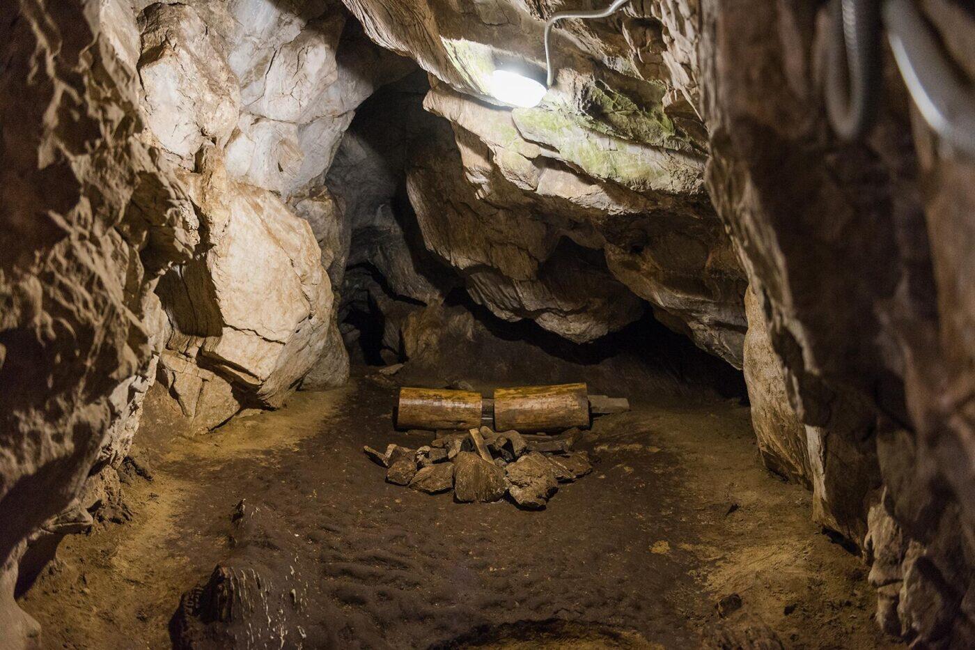 10 Cults From Around the World