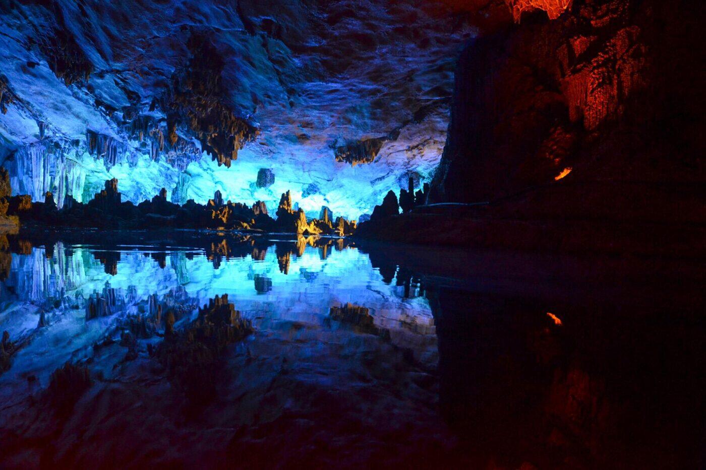 10 Incredible Underground Lakes Around the World