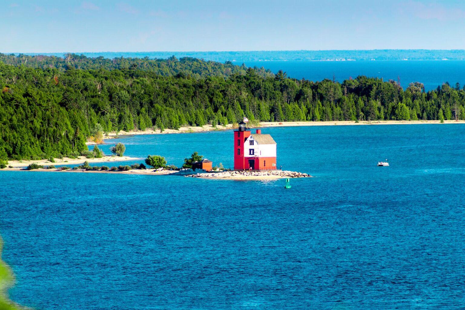 Road Trip Itinerary: A Trip to All the Great Lakes