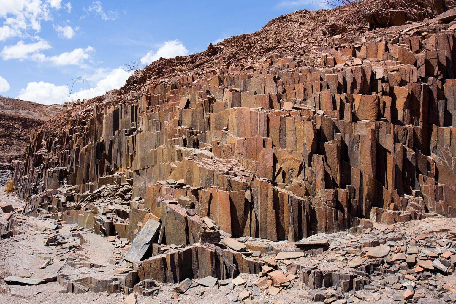 10 Jaw-dropping Basalt Formations Around the World