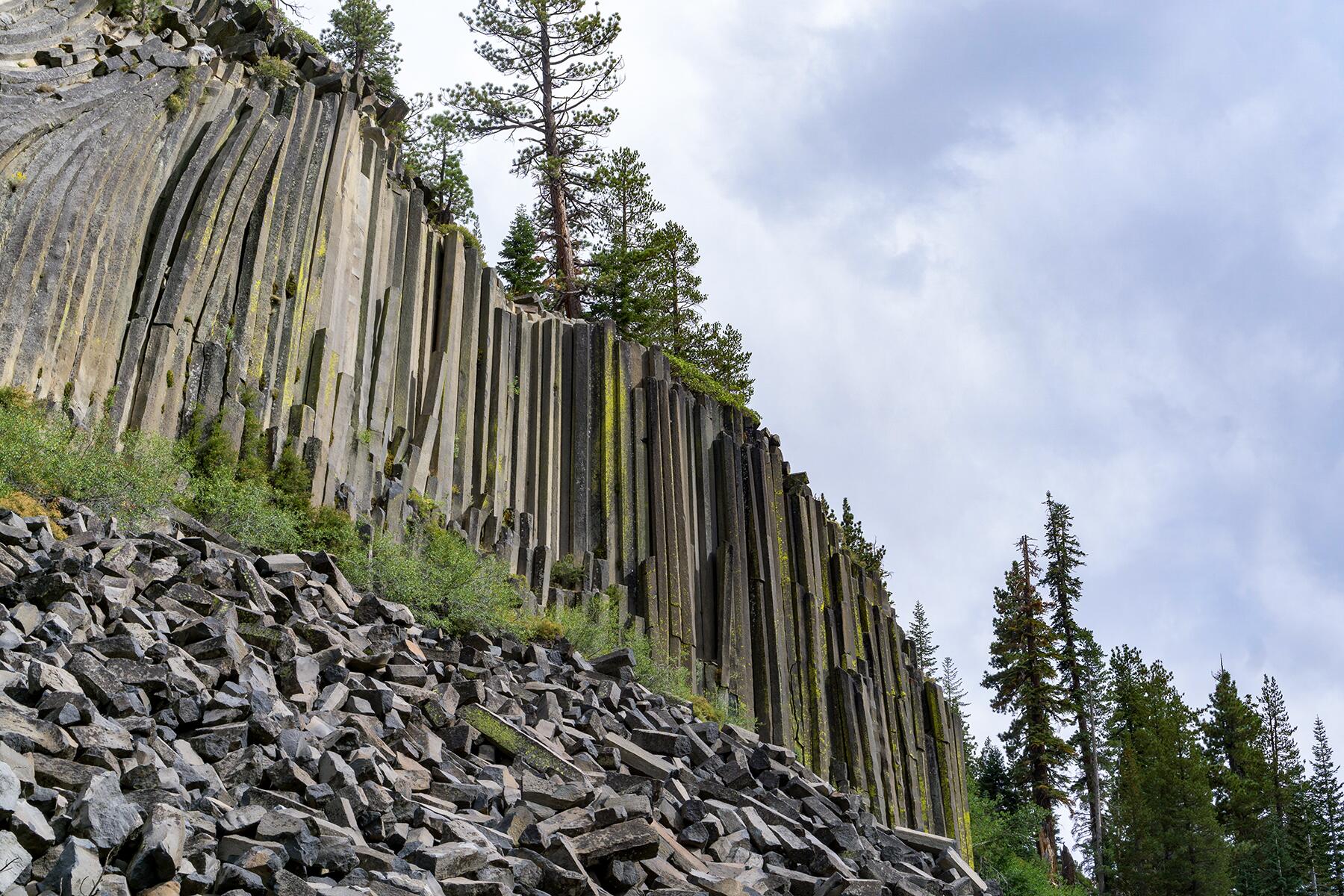 10 Jaw-dropping Basalt Formations Around the World