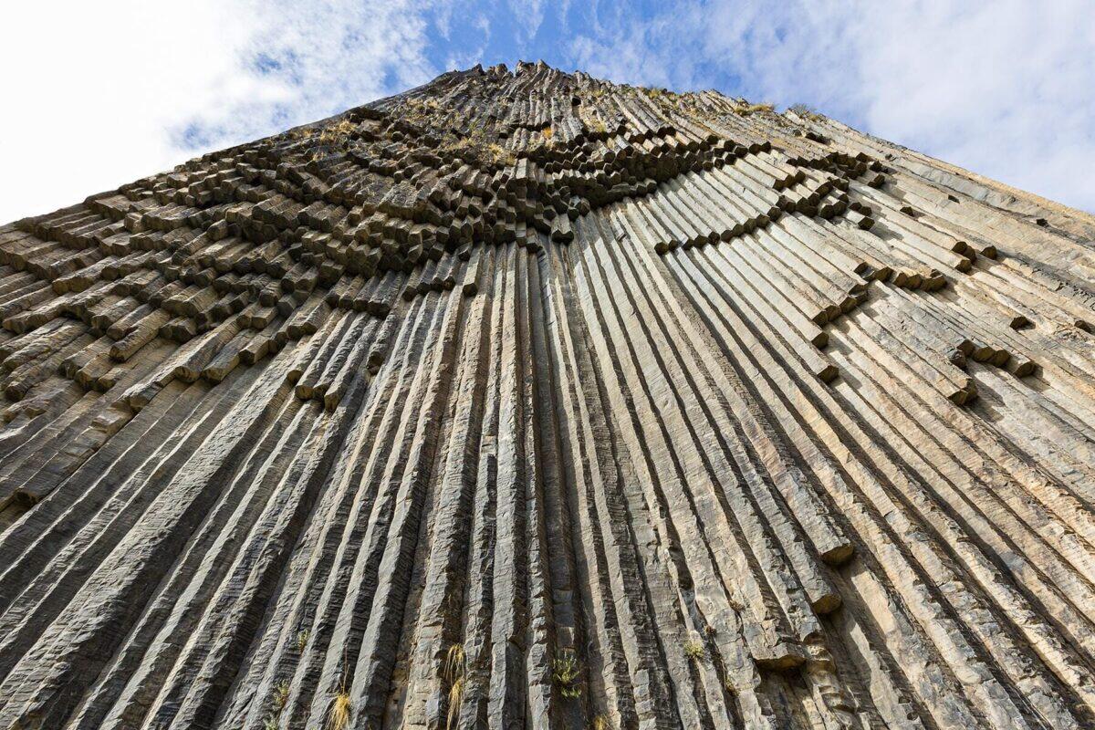 10 Jaw-dropping Basalt Formations Around the World