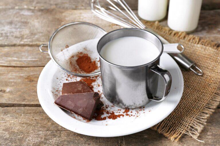 10 Hot Chocolate Recipes From Around the World
