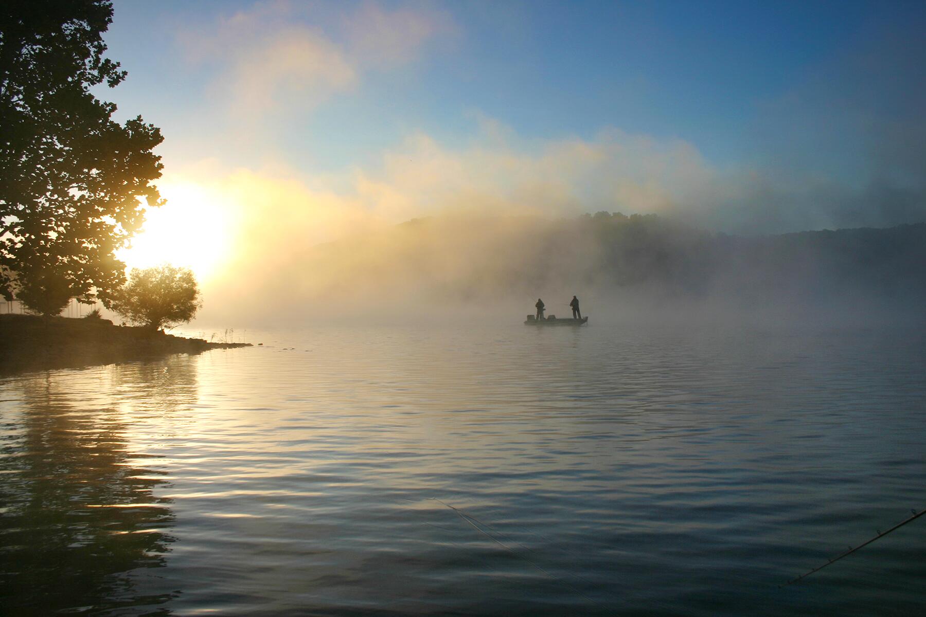 The Best Fall and Winter Activities in 10 Iconic Summer Towns