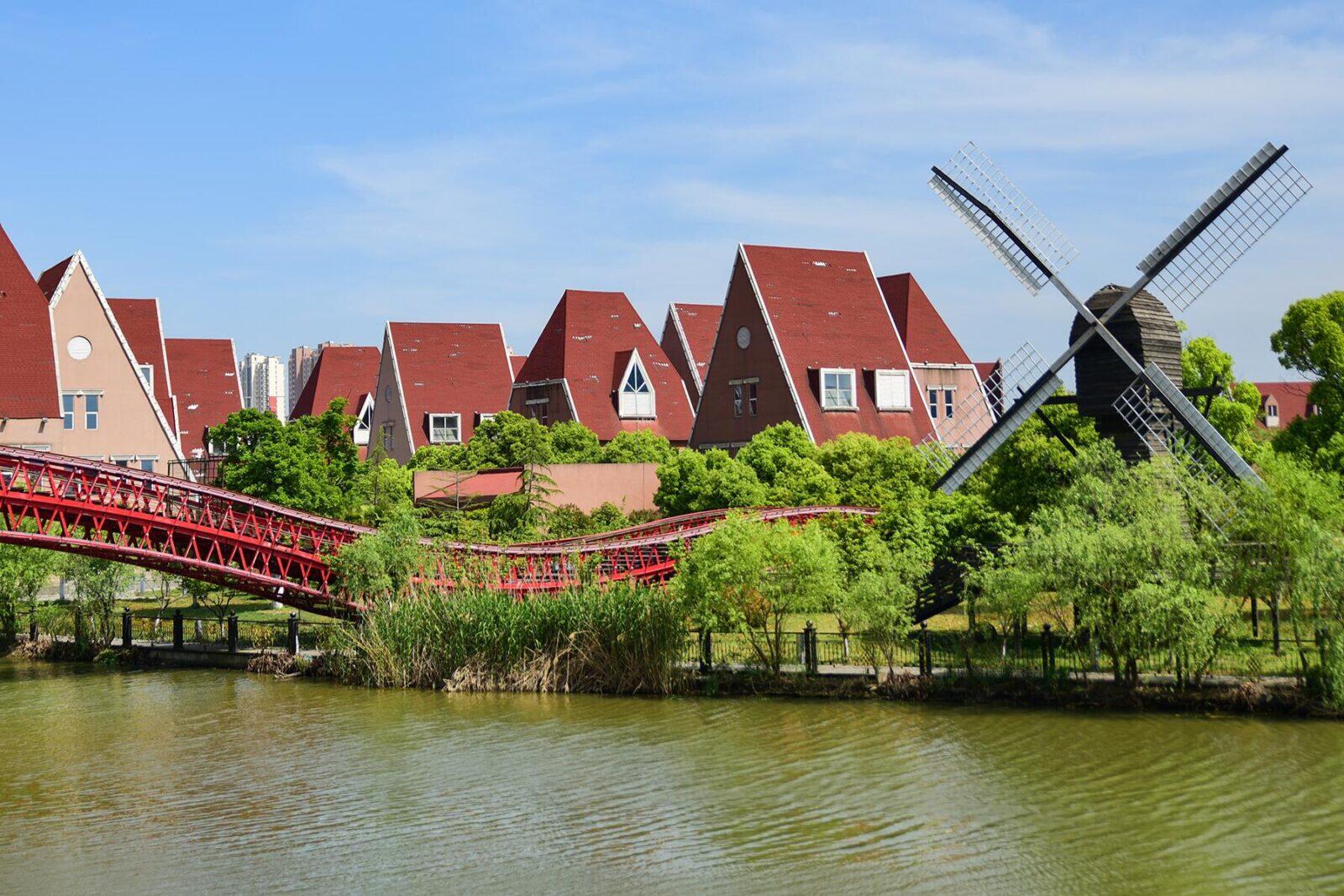 China's Many Fake European Villages