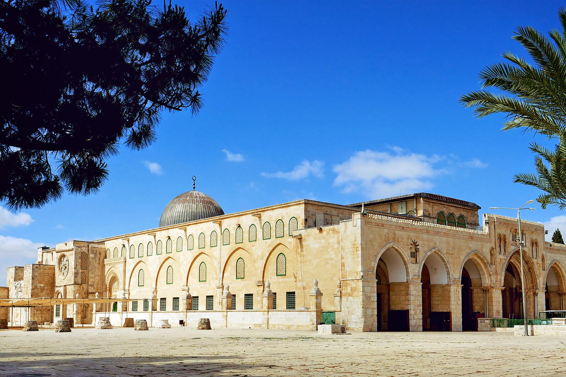 Where to See Some of the World's Most Beautiful Mosques