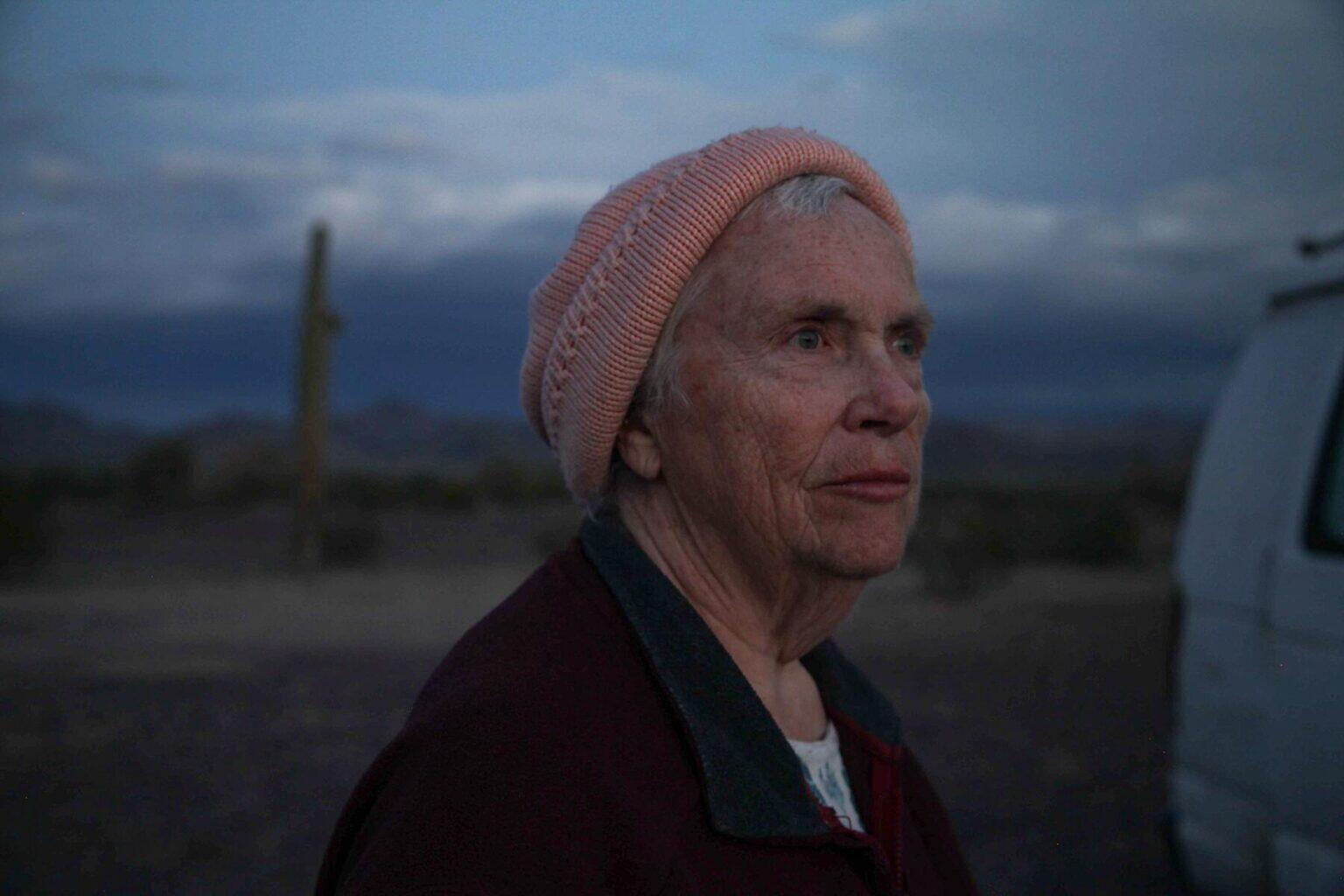We Spoke to the Real-Life Nomads from "Nomadland" About Their Time on ...
