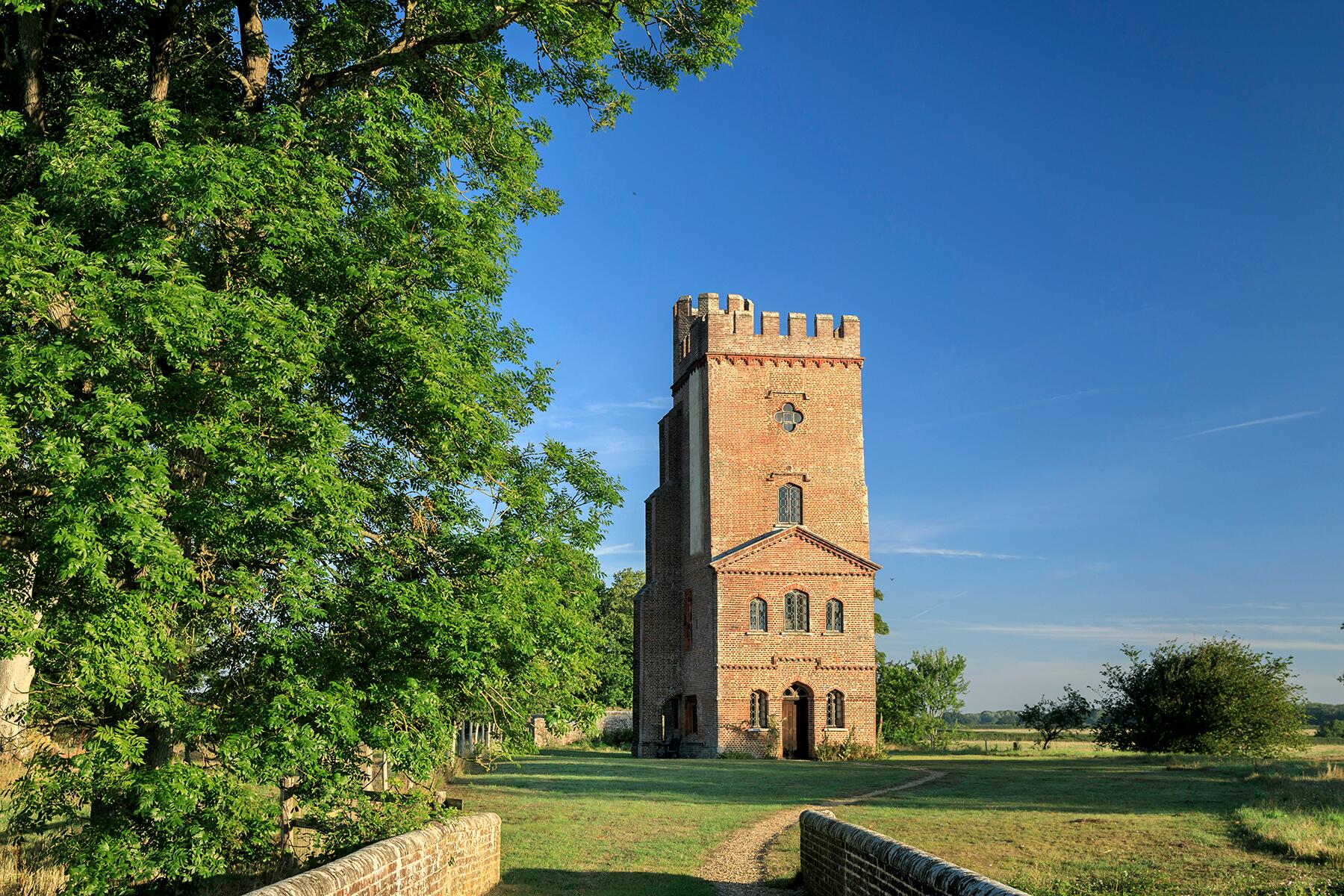Stay at One of These Fairy-Tale Towers in the United Kingdom