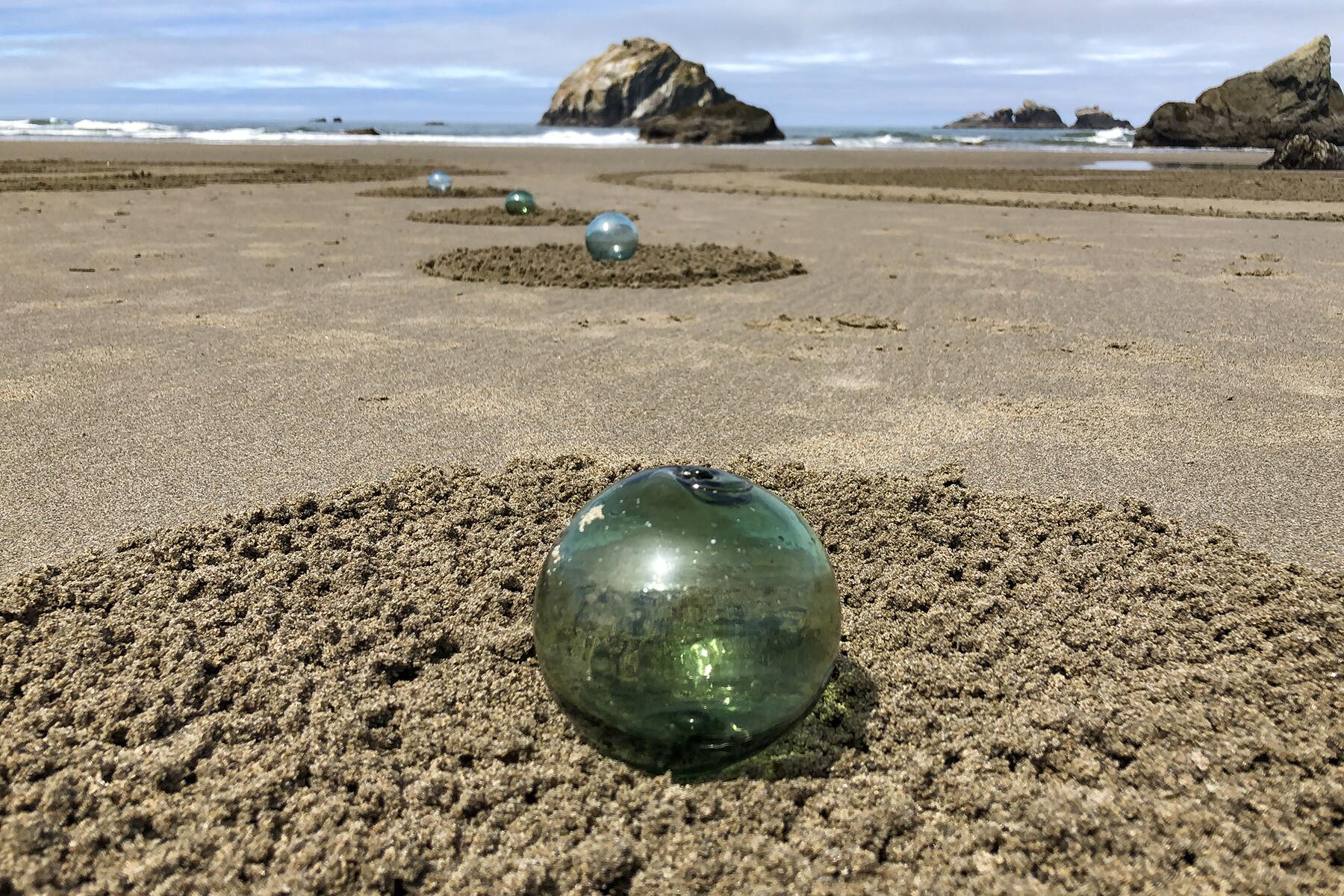 We Spoke to Oregon's Top Sand Artist, Denny Dyke–Here's How to See His ...