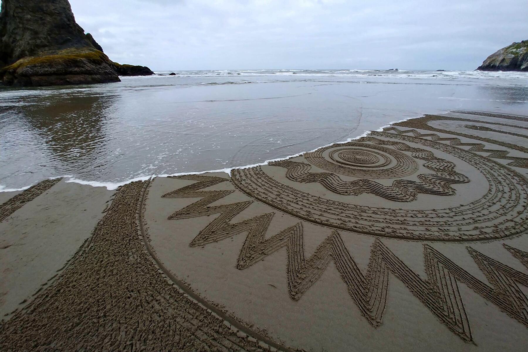 We Spoke to Oregon's Top Sand Artist, Denny Dyke–Here's How to See His ...