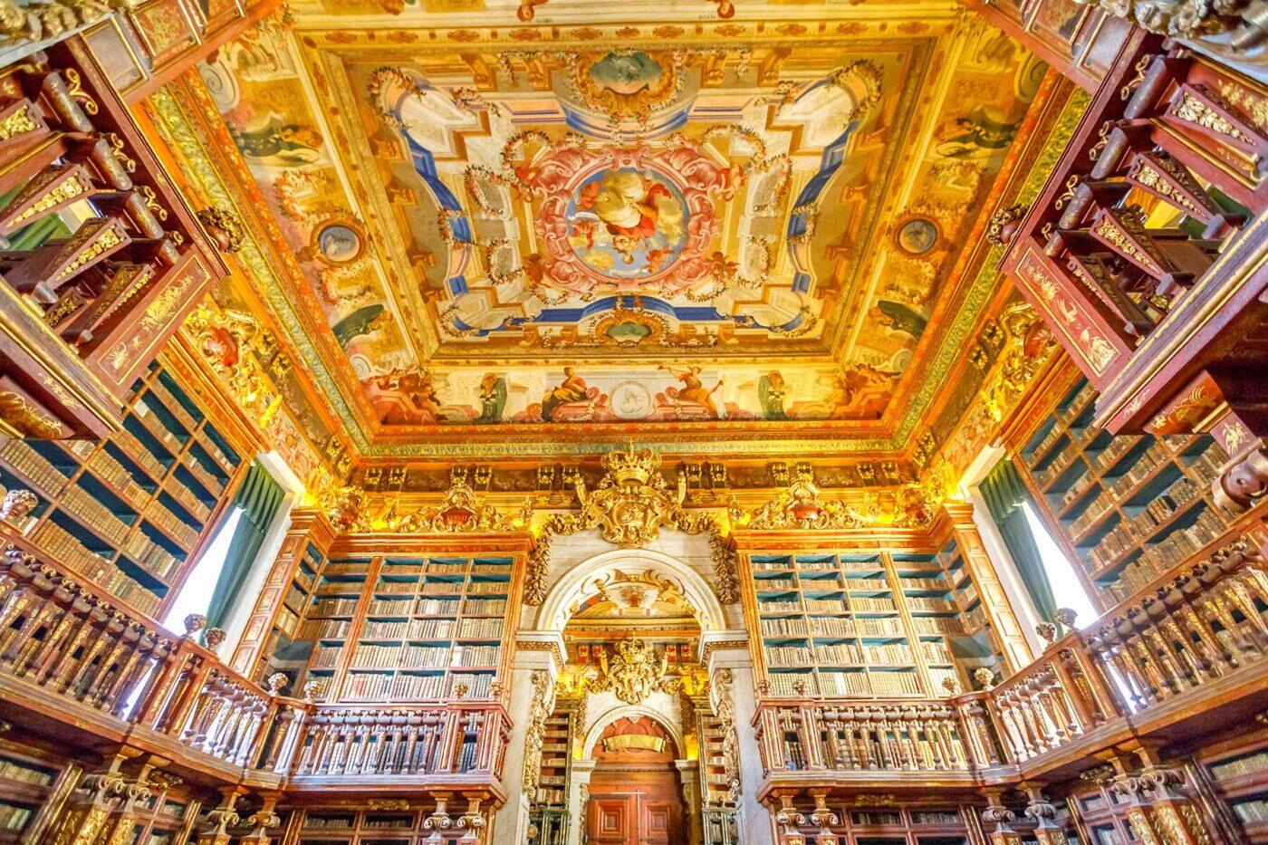 13 Majestic University Libraries to Connect With the World’s Past ...