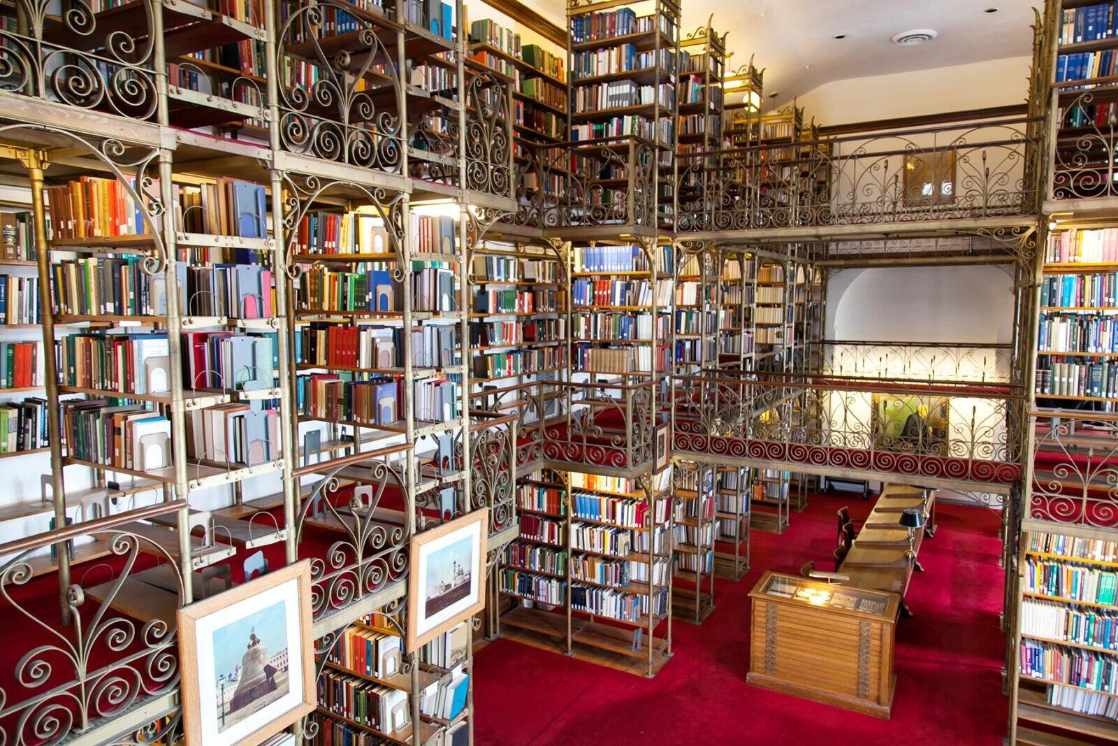 13 Majestic University Libraries to Connect With the World’s Past ...