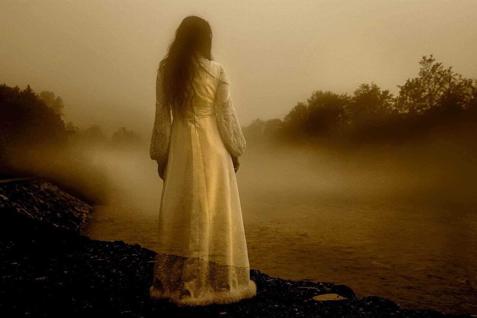 Scary Stories of US Ghosts and the Roads They Haunt