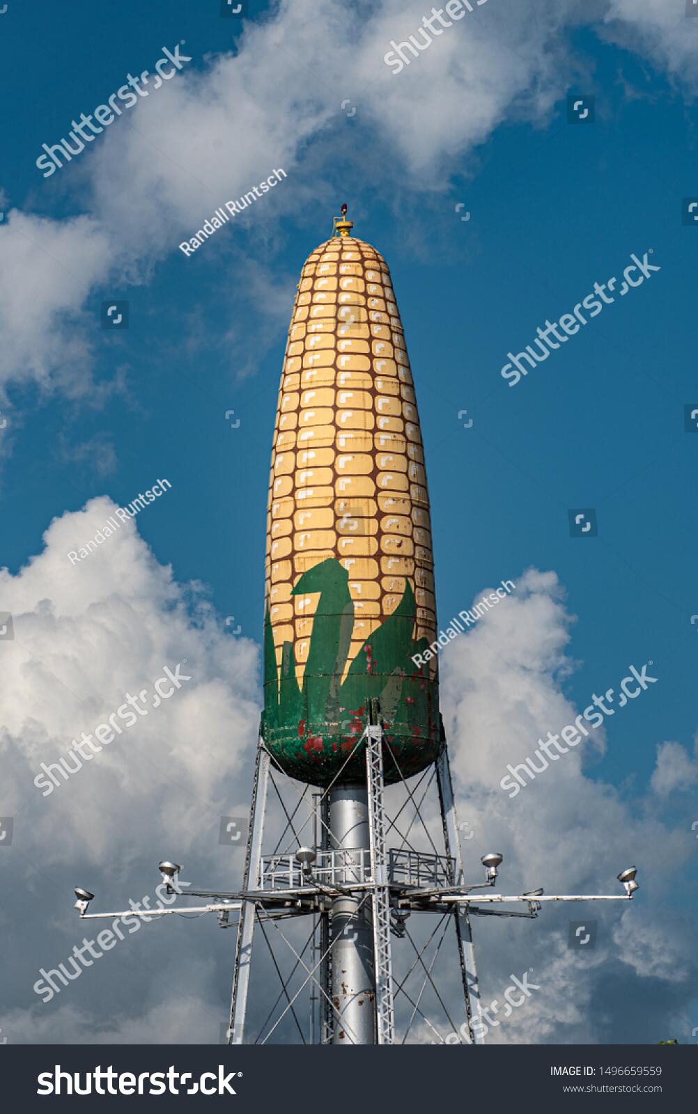 The Coolest, Most Interesting Water Tower Tanks in America