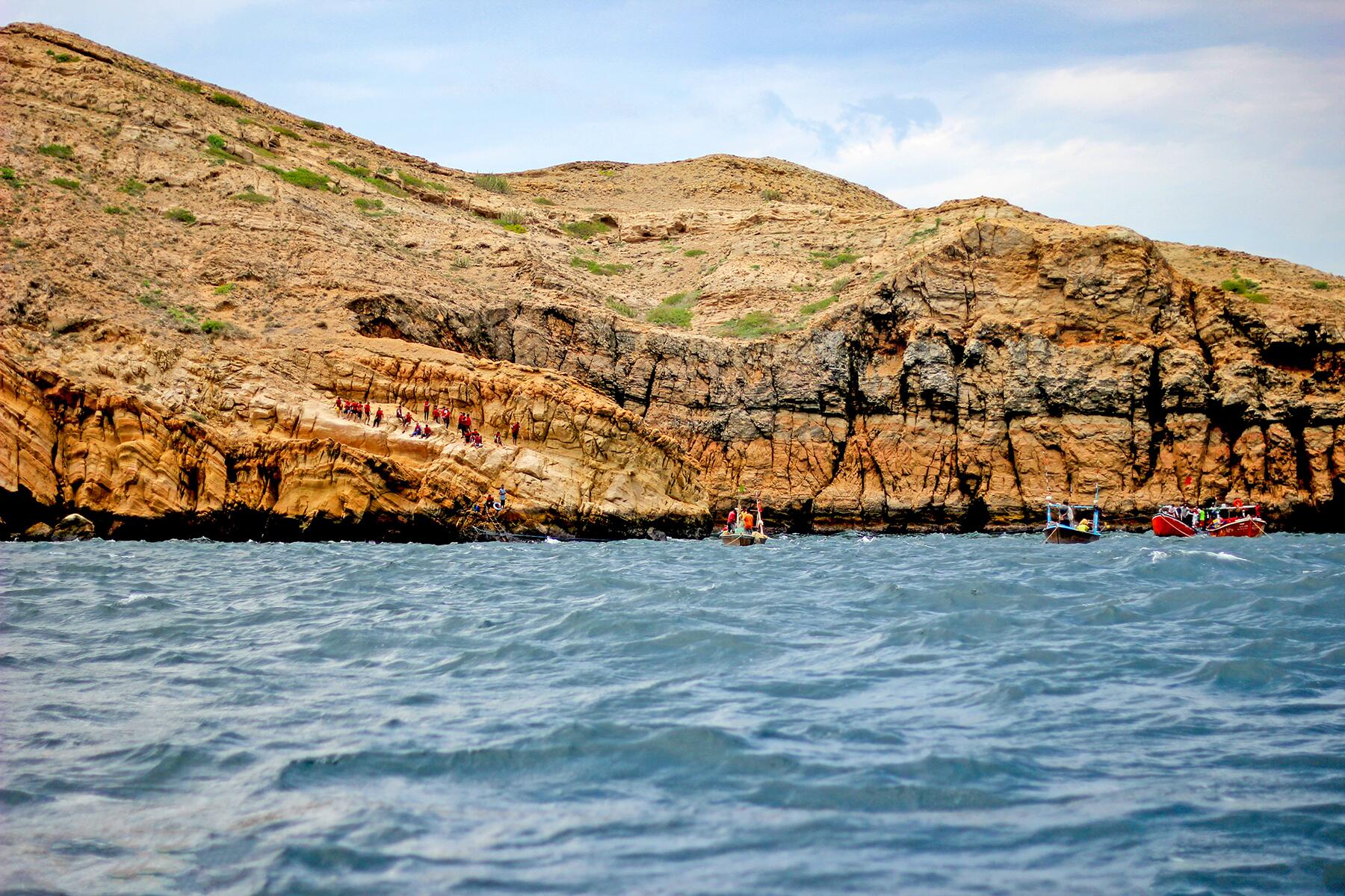 Beautiful Destinations Where Deserts Meet the Ocean