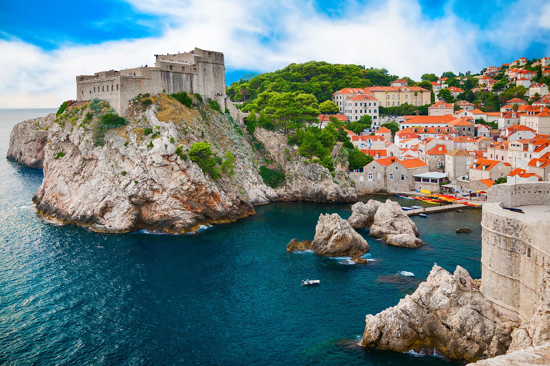 These Are the 11 Most Stunning Waterfront Castles in All of Europe