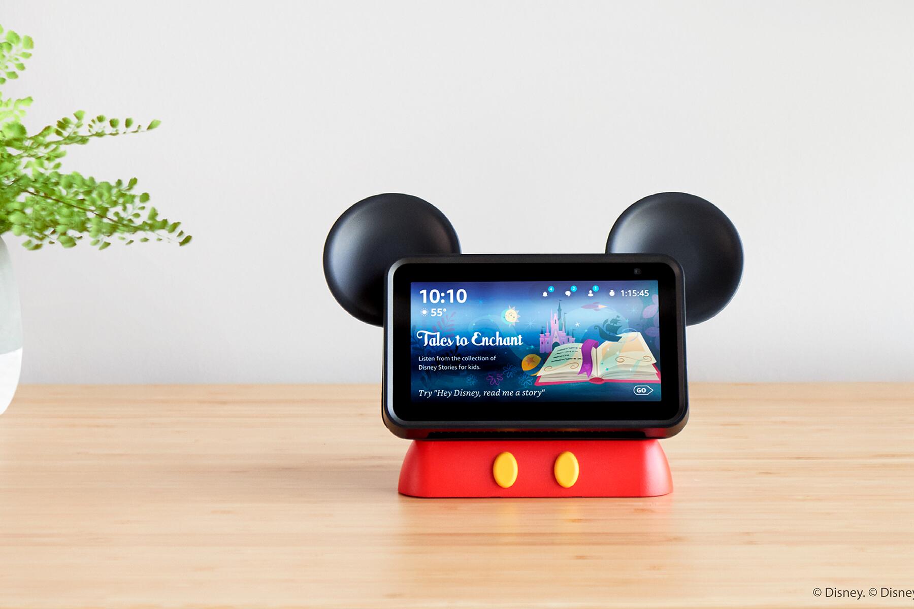 Here's All the Latest Tech Updates Coming to Disney Parks