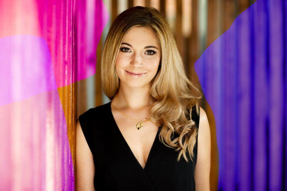 An Interview with Dr. Julia Shaw, Author of Bi: The Hidden Culture ...