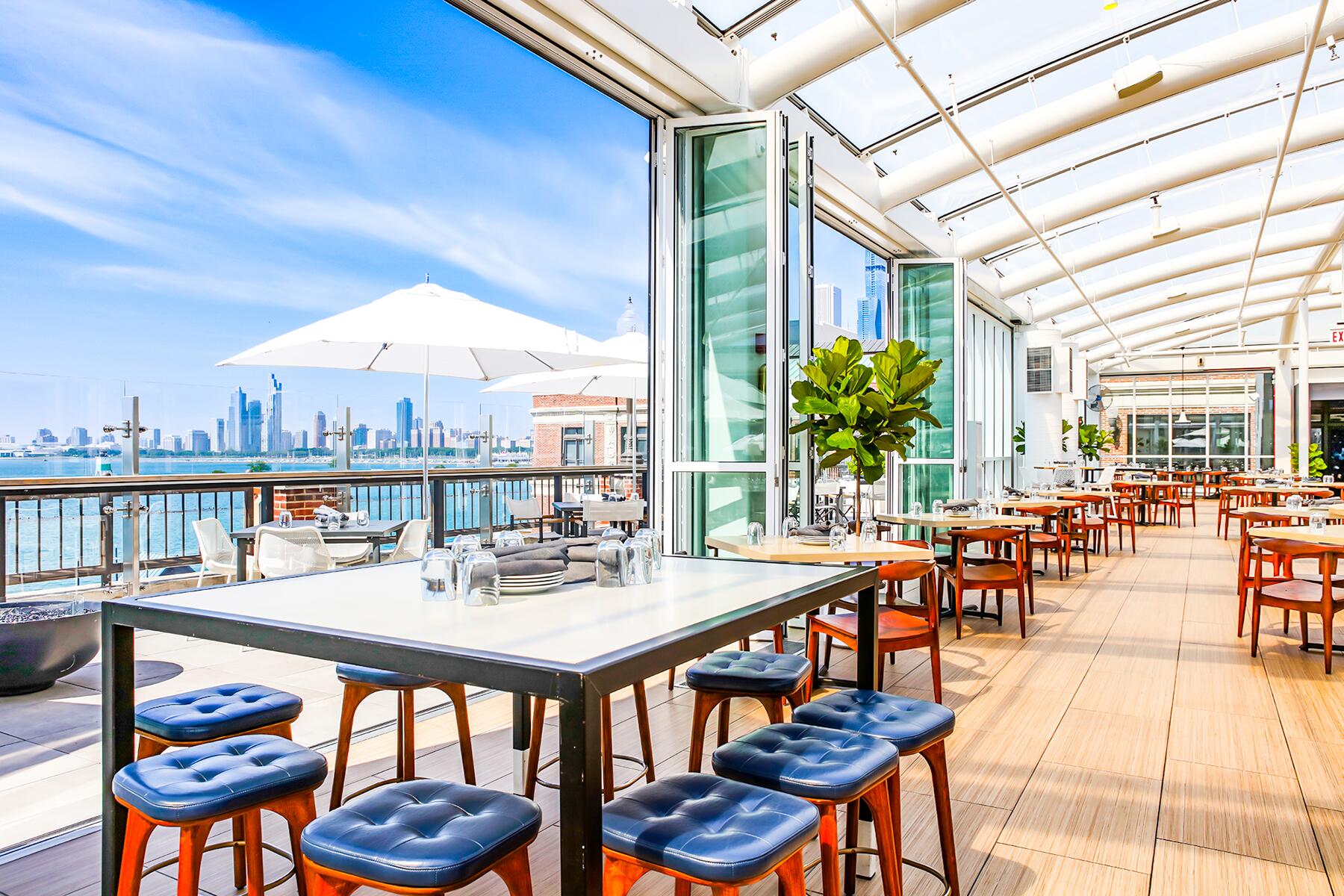 14 Restaurants With The Most Dramatic Views