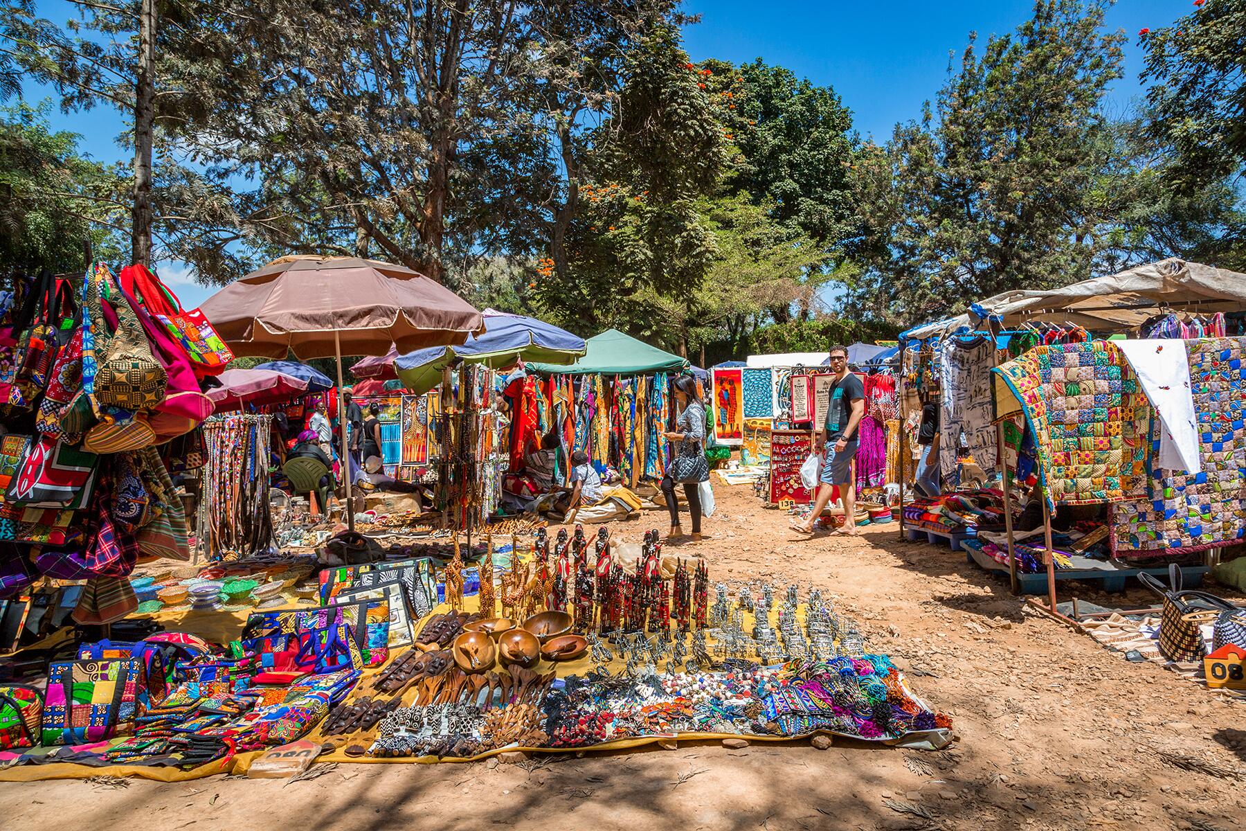 Best Travel Souvenirs for Holiday Gifts