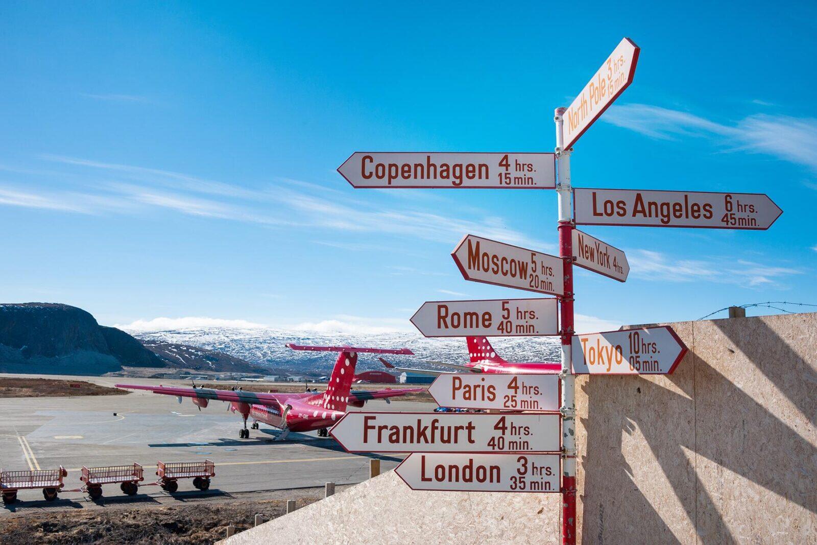 4 Best Ways to Get to Greenland