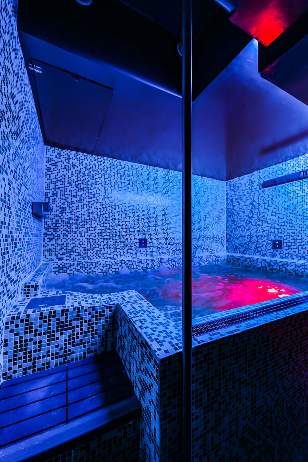 Apolo 56, the Gender Neutral Spa of Lisbon, Portugal