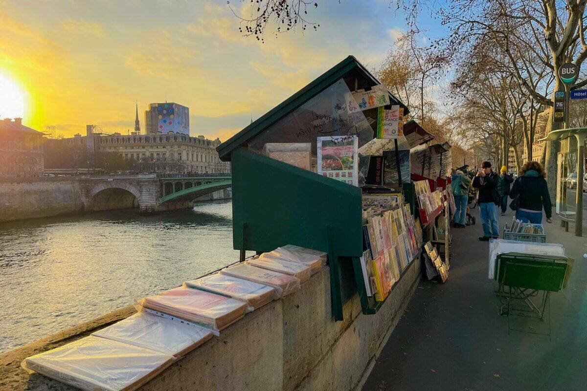 Bouquinistes: The World's Largest Open-Air Bookshop Is in Paris