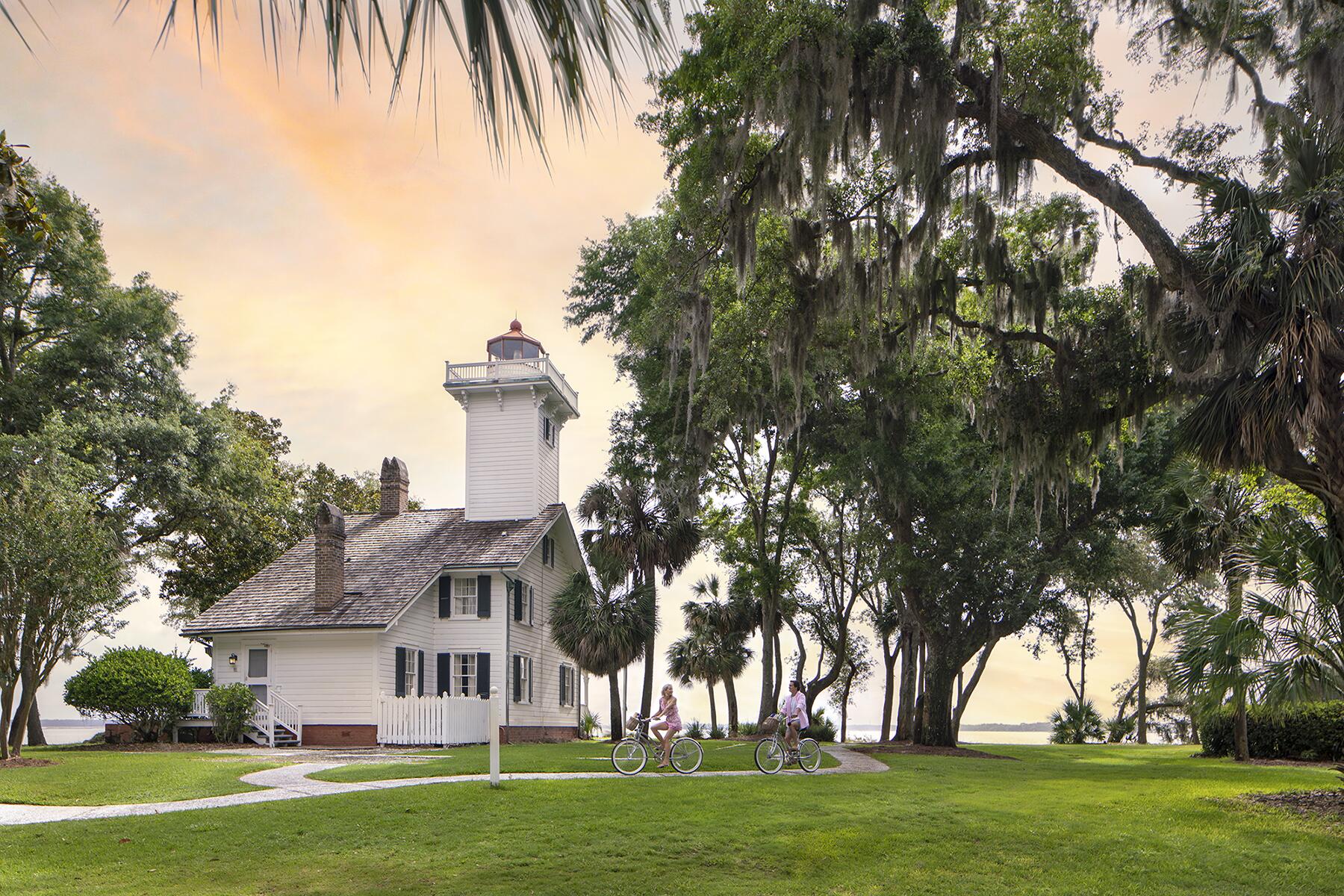 Lighthouse Where You Can Spend the Night